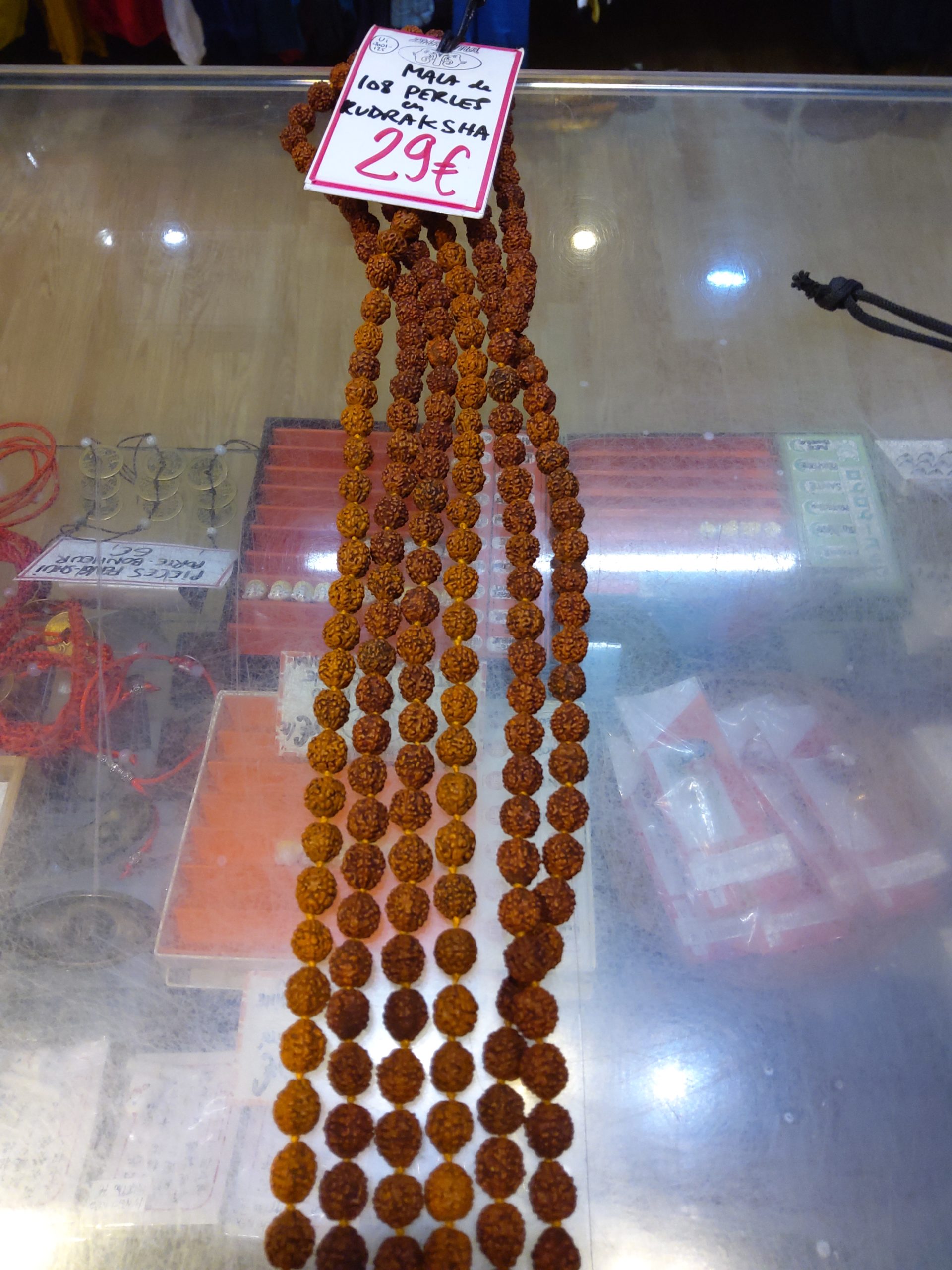 Grand mala en graines de rudraksha – Dharma.fr